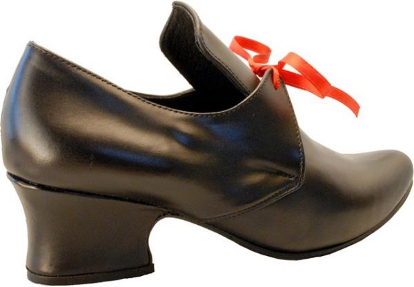 The Anna, a Colonial black-smooth shoe | Fugawee